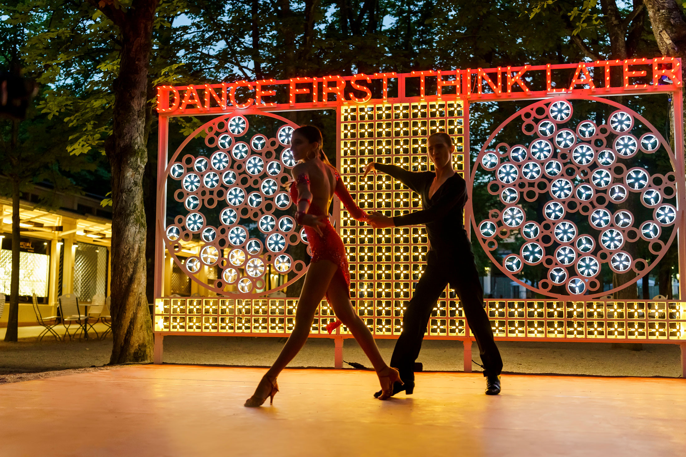 Marinella Senatore. We Rise by Lifting Others - Museum der Moderne Salzburg