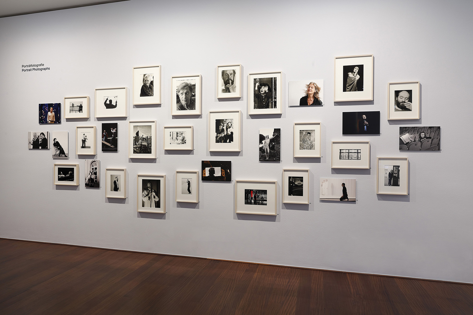 Raising the Curtain! Theater Photography by Ruth Walz - Museum der ...